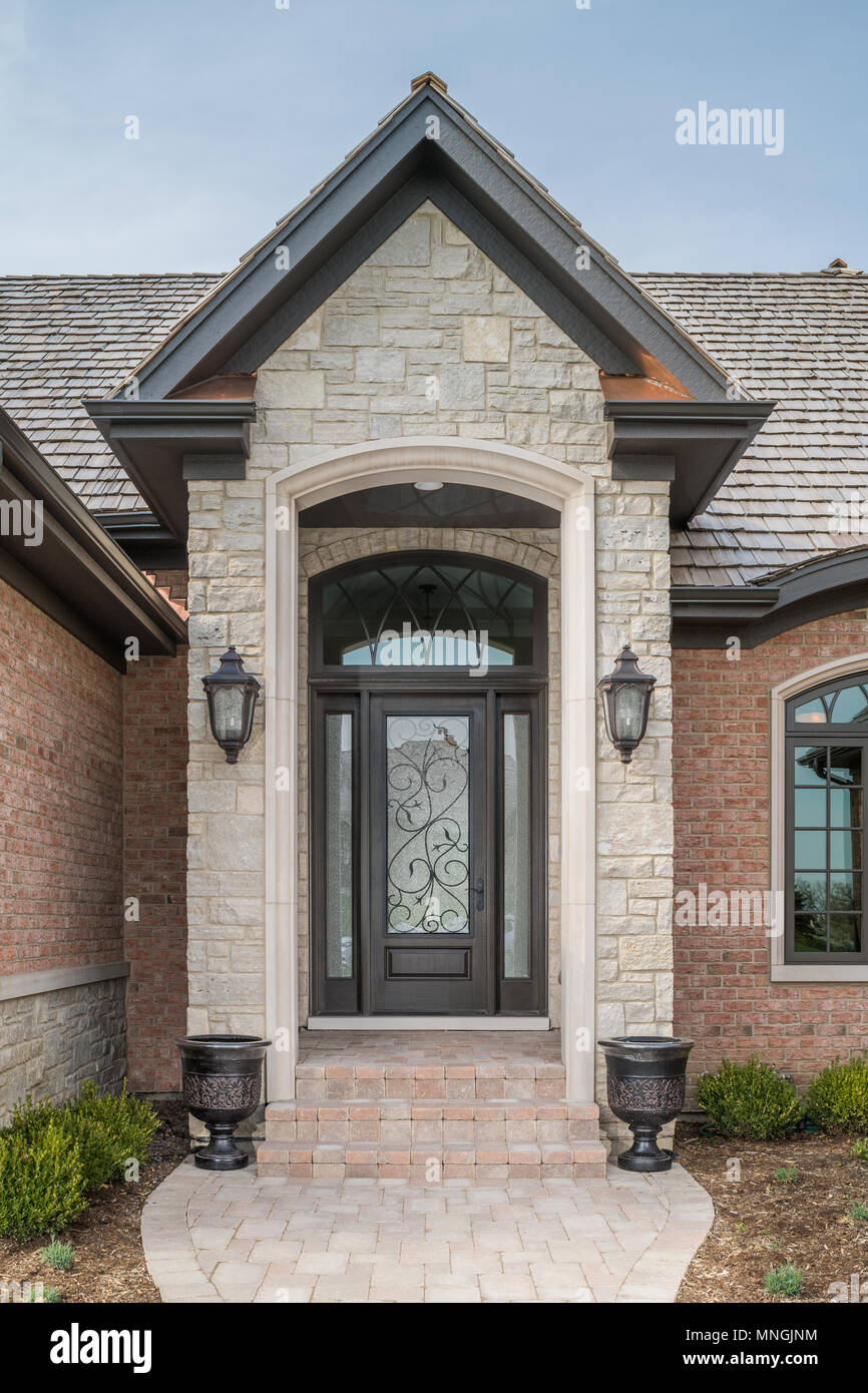 Exteriors exterior hi-res stock photography and images - Alamy