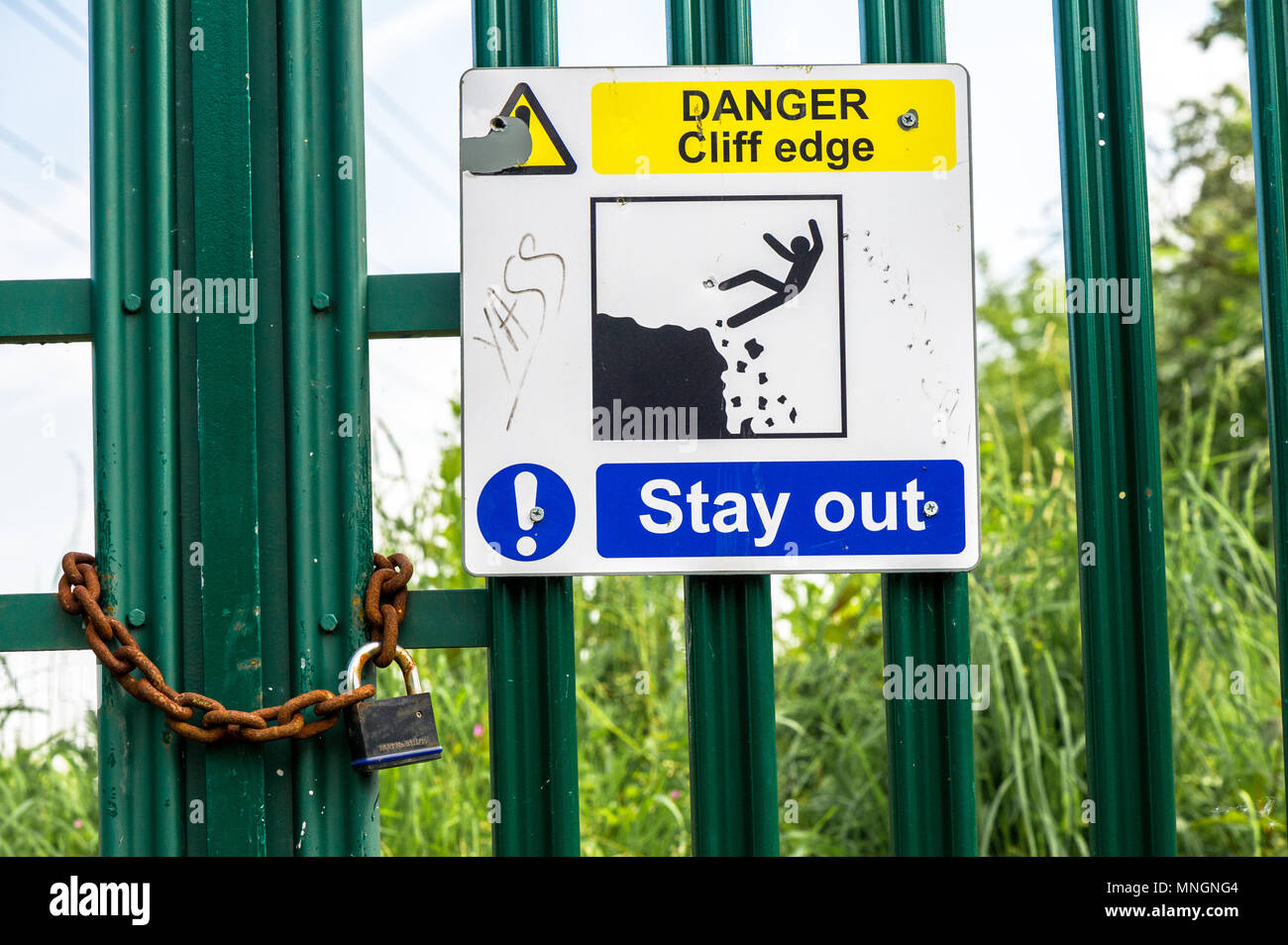 Mandatory sign warning sign hi-res stock photography and images - Alamy