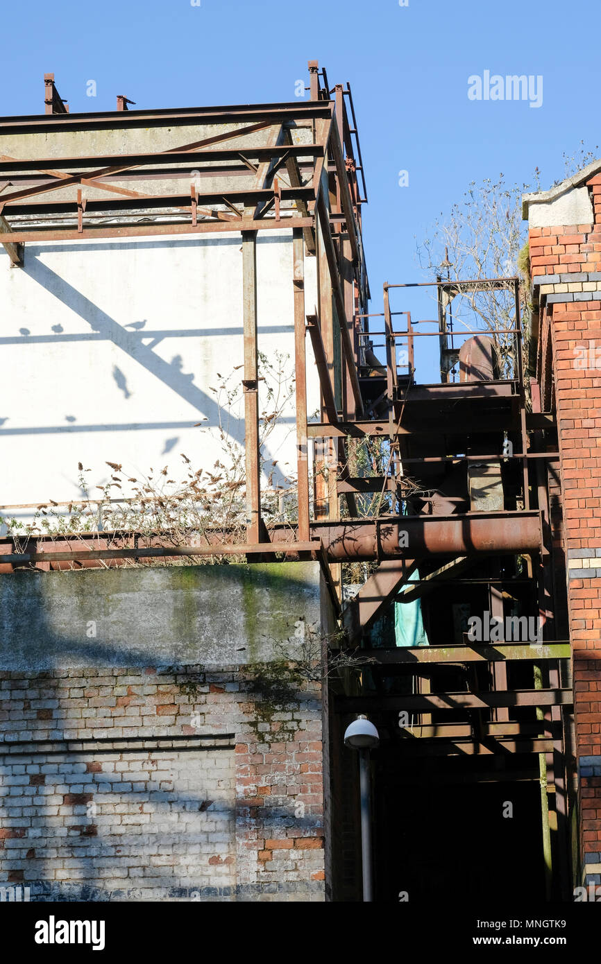 Derelict buildings at Bakers Quay in Gloucester,England Stock Photo - Alamy