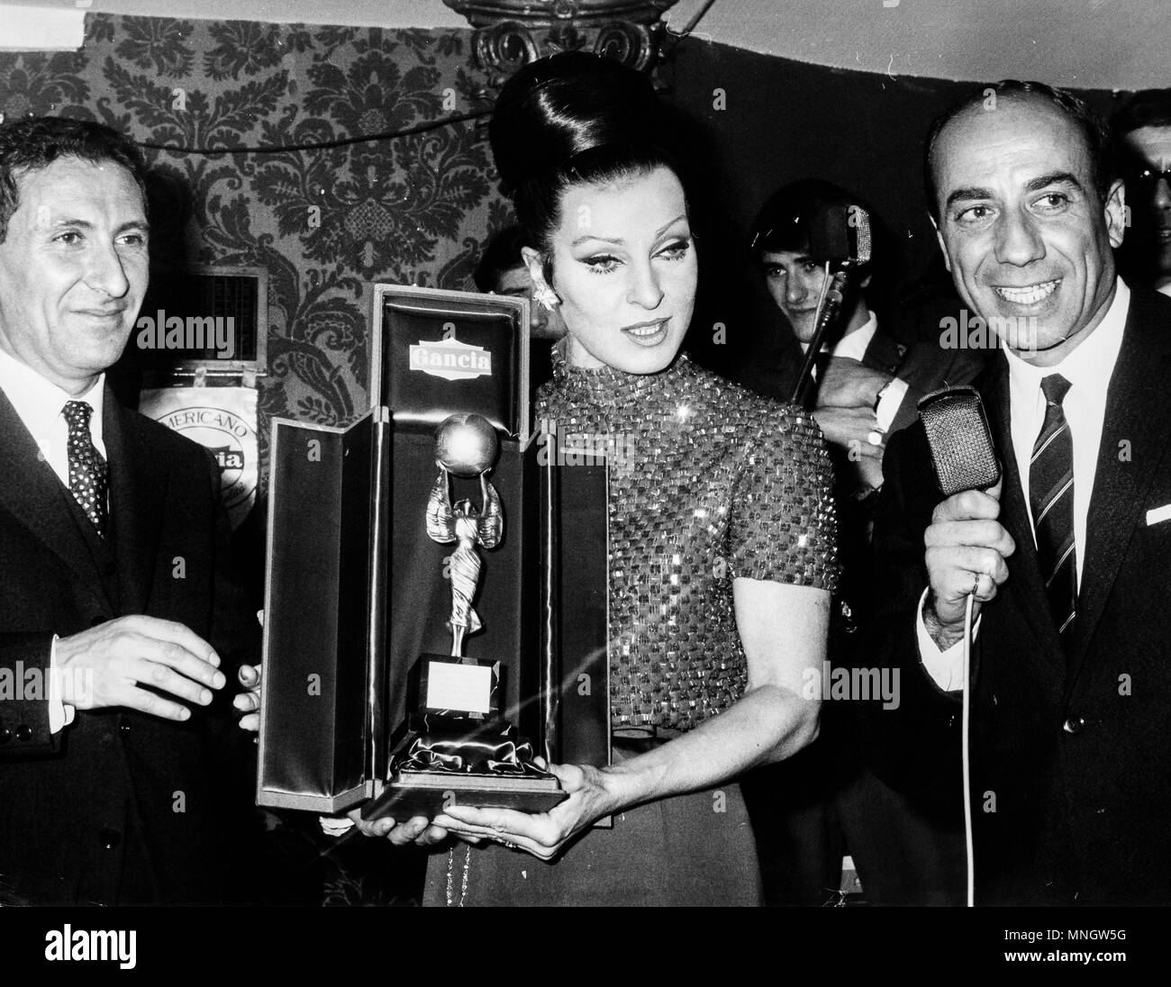 chelo alonso, lady roma 1967 Stock Photo - Alamy