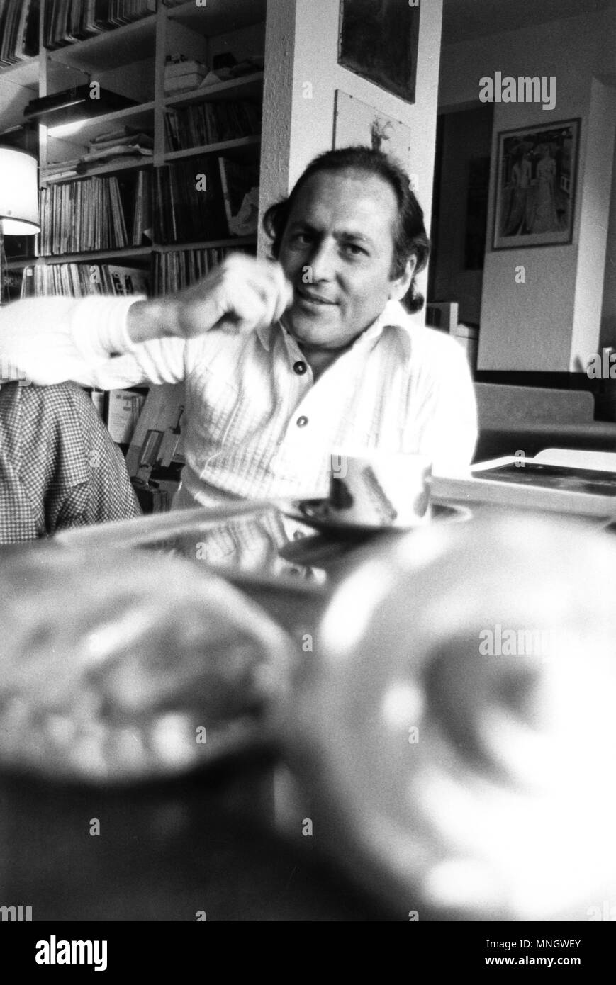 Renzo arbore photographs hi-res stock photography and images - Alamy