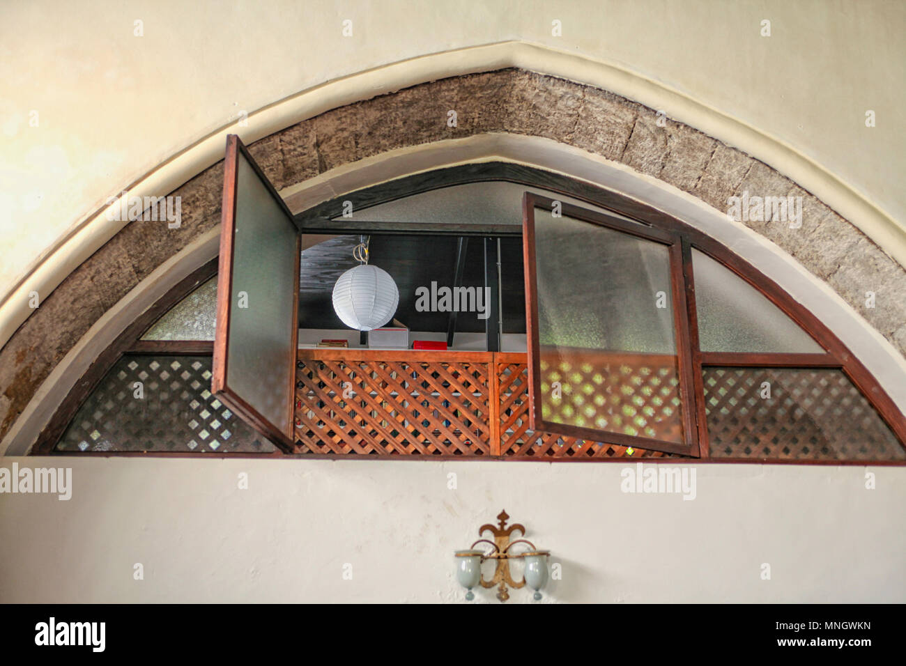 Orthodox Jews Women High Resolution Stock Photography and Images - Alamy