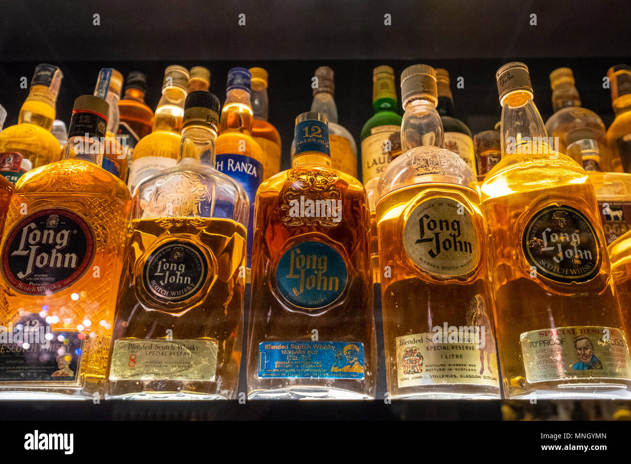 Whisky display hi-res stock photography and images - Alamy