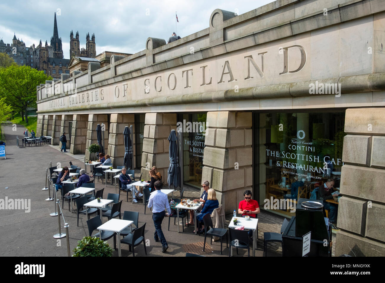 Edinburgh national galleried of scotland hi-res stock photography and ...