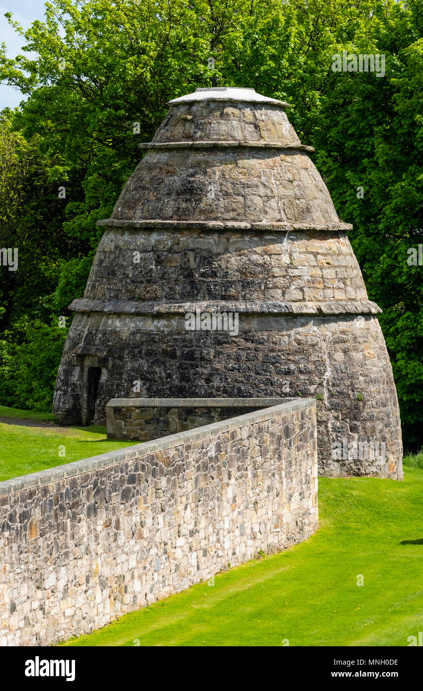Dovecot hi-res stock photography and images - Alamy