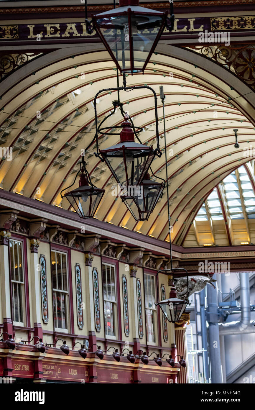 Victorian street market london hi-res stock photography and images - Alamy
