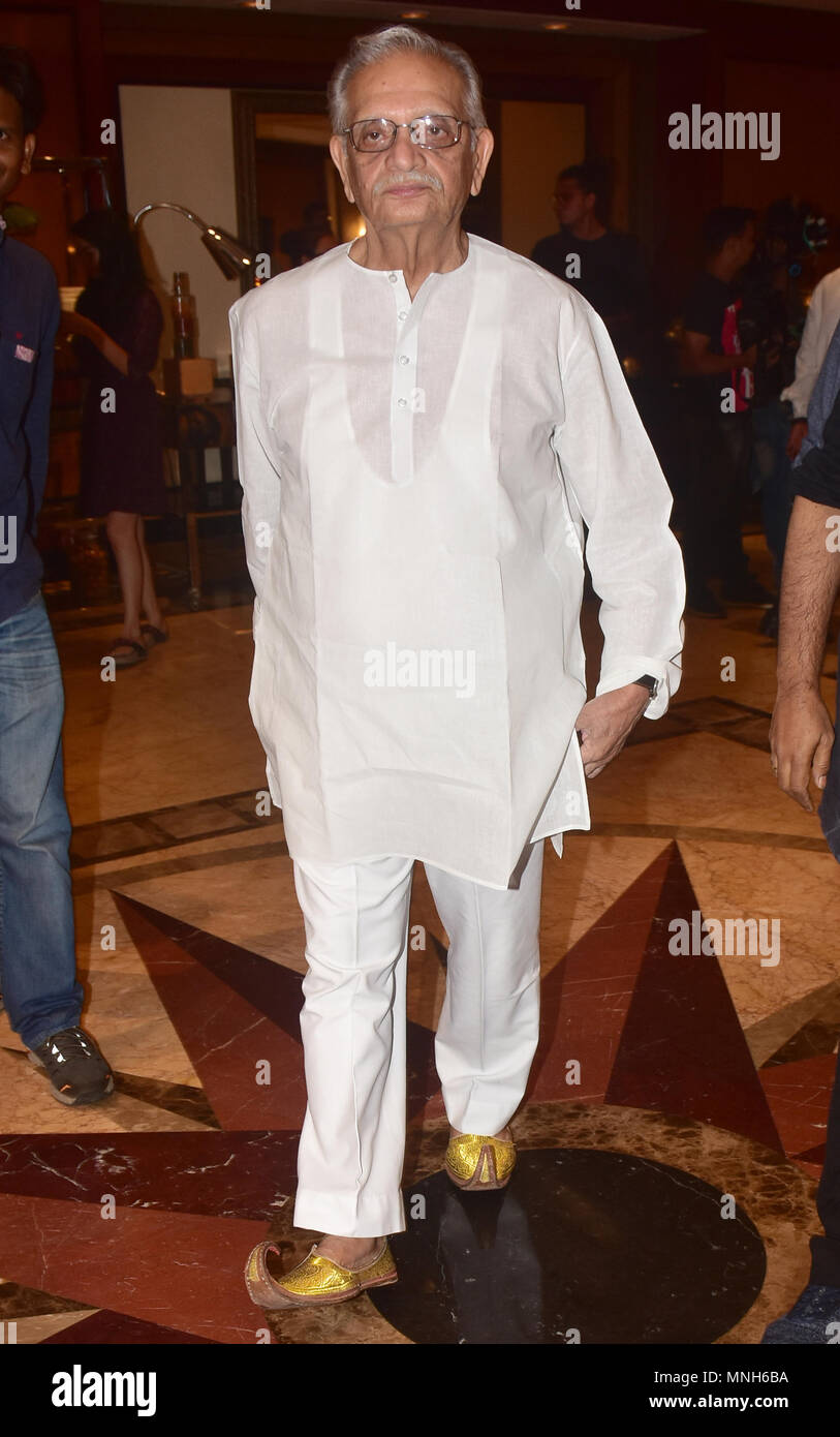 Mumbai, Maharashtra, India. 31st Mar, 2018. Indian poet Gulzar pose for ...