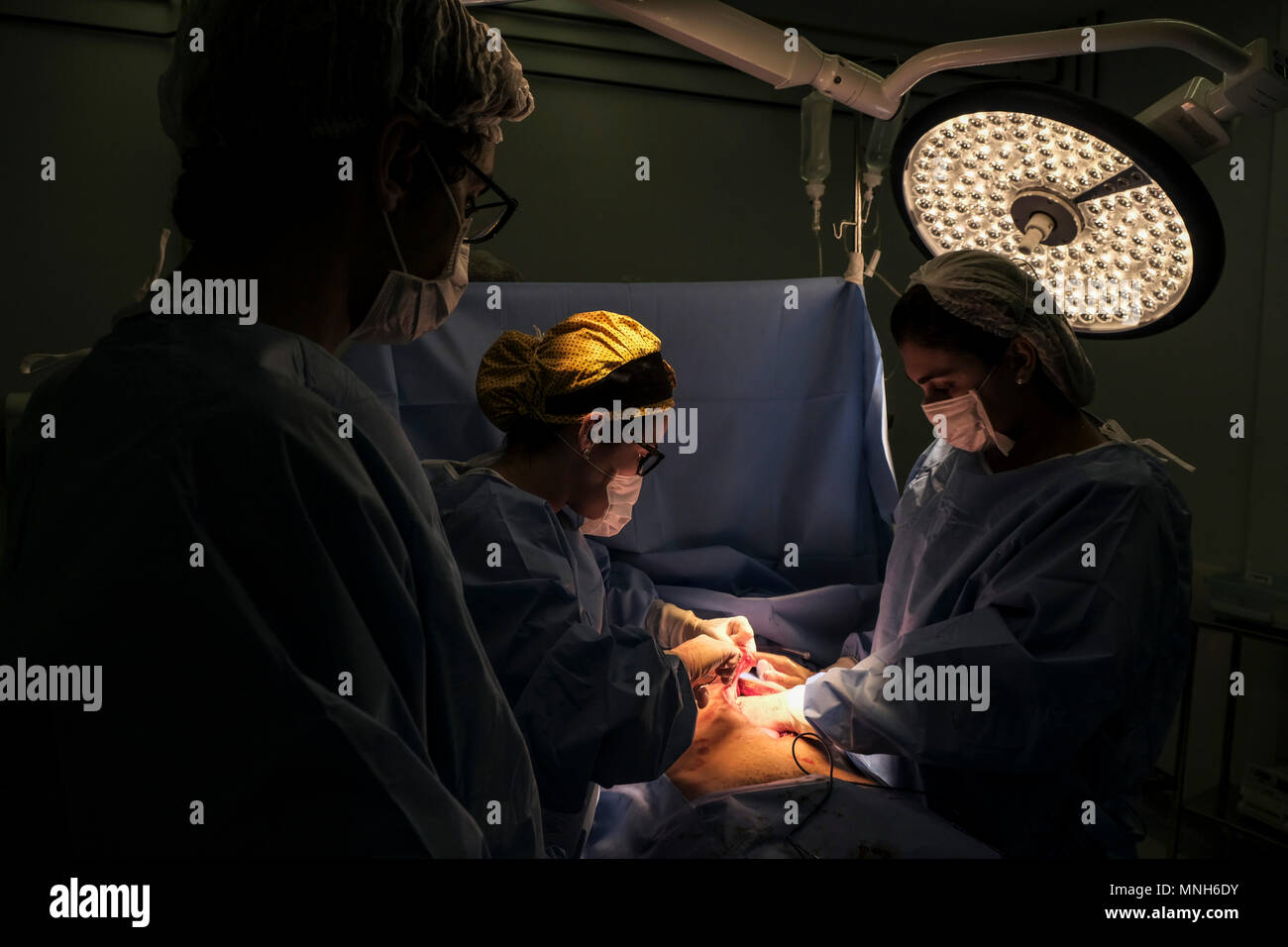 Gunshot wound abdomen hi-res stock photography and images - Alamy