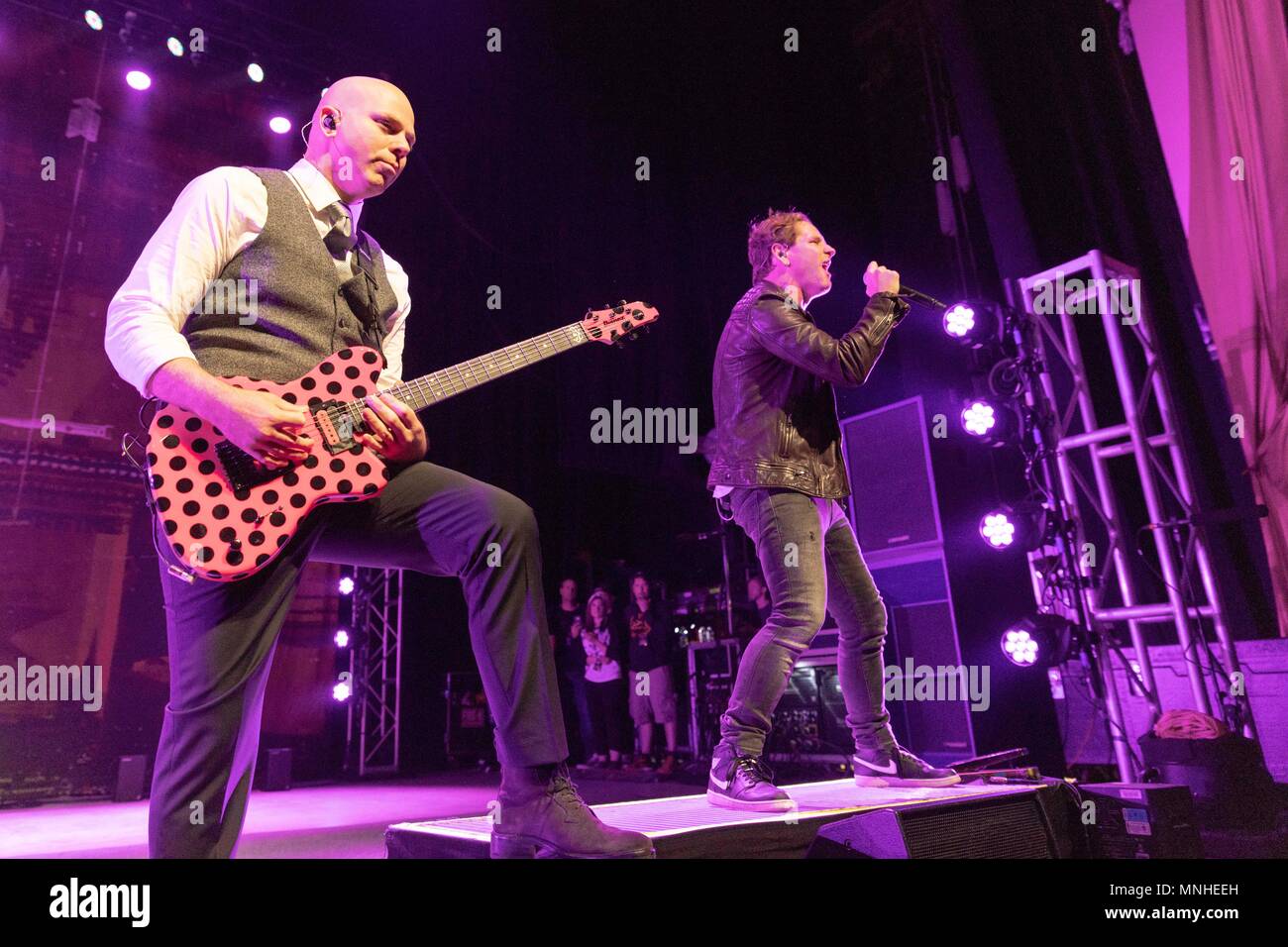 Madison, WIsconsin, USA. 15th May, 2018. JOSH RAND and COREY TAYLOR of ...