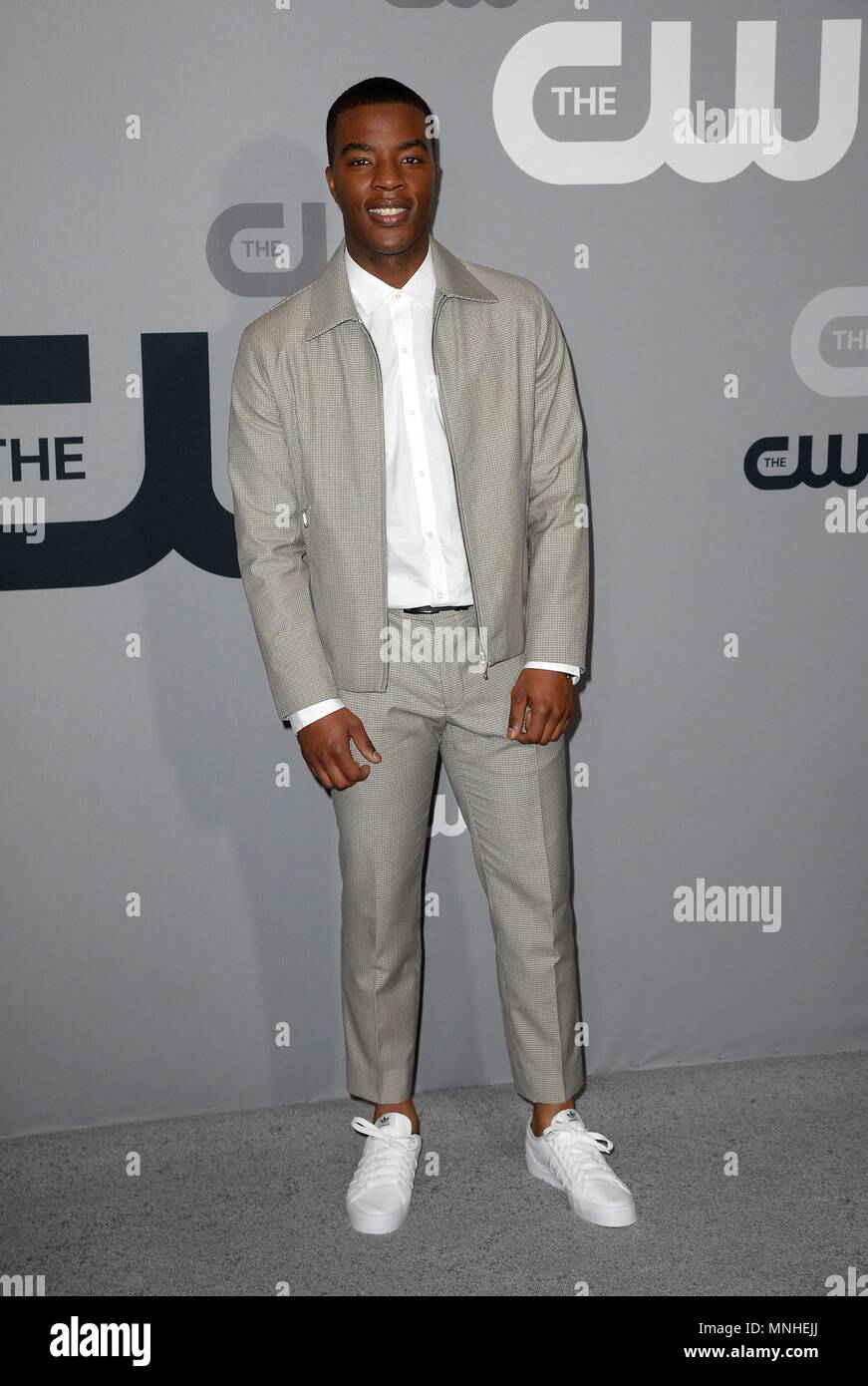 Daniel ezra hi-res stock photography and images - Alamy