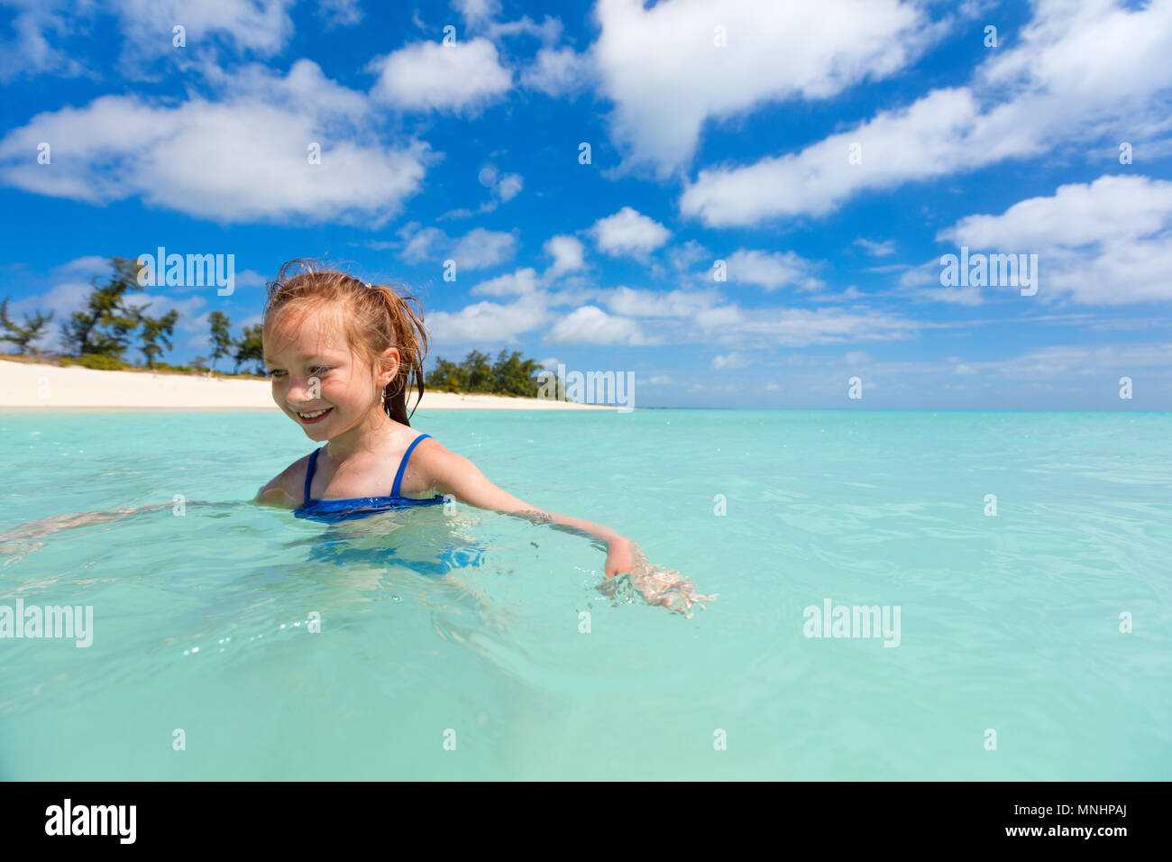 Little Girl Splashing High Resolution Stock Photography and Images - Alamy