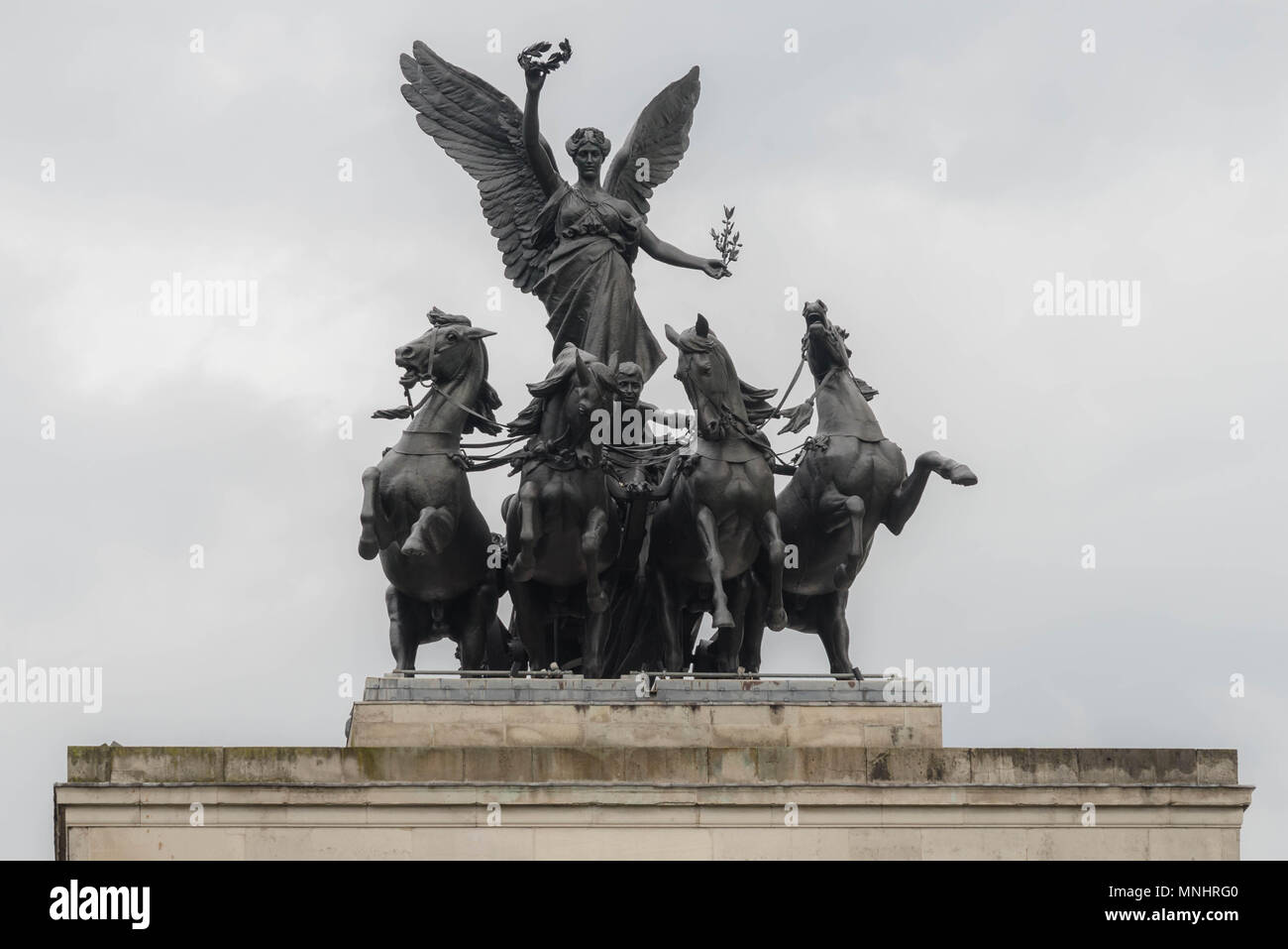 Wellington arch london burton hi-res stock photography and images - Alamy