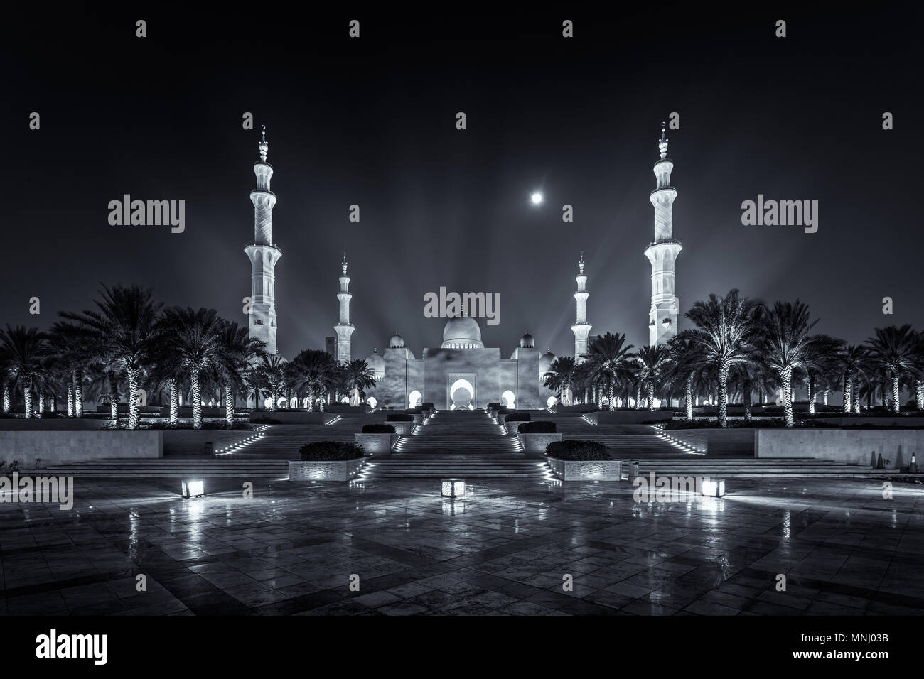 Sheikh Zayed Grand Mosque. Scheich-Zayid-Moschee. Abu Dhabi Stock Photo ...