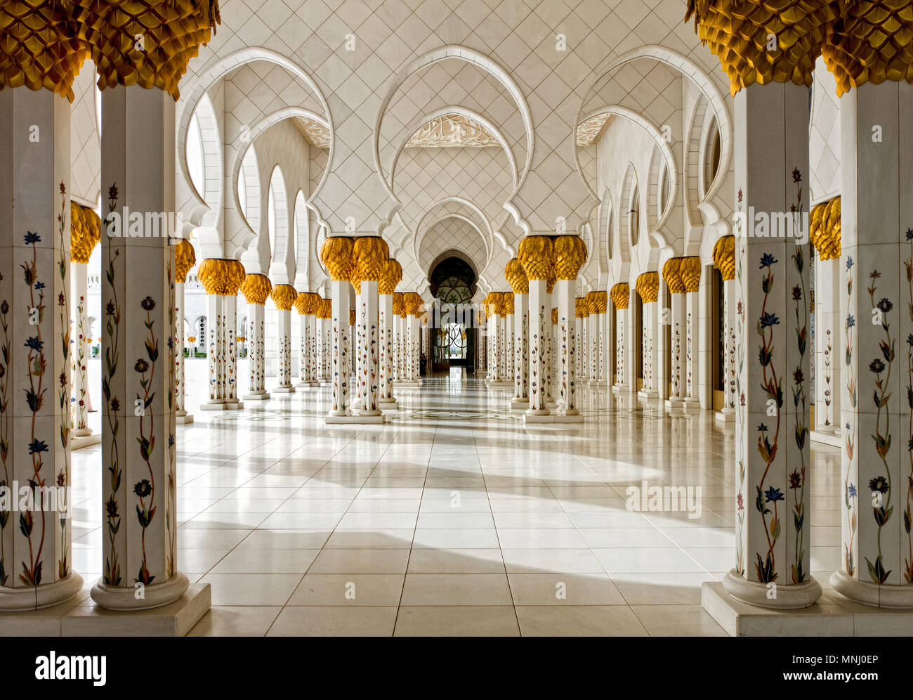 Sheikh Zayed Grand Mosque. Scheich-Zayid-Moschee. Abu Dhabi Stock Photo ...