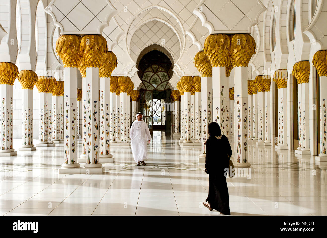 Sheikh Zayed Grand Mosque. Scheich-Zayid-Moschee. Abu Dhabi Stock Photo ...