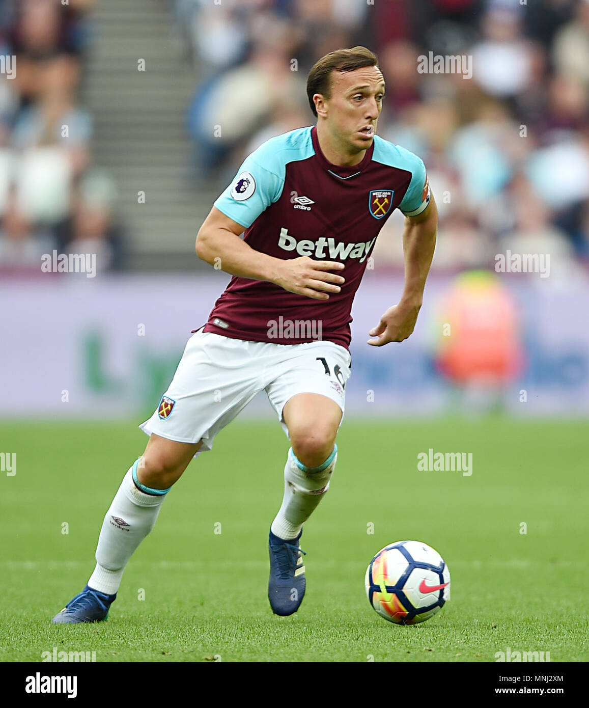 Mark noble everton hi-res stock photography and images - Alamy