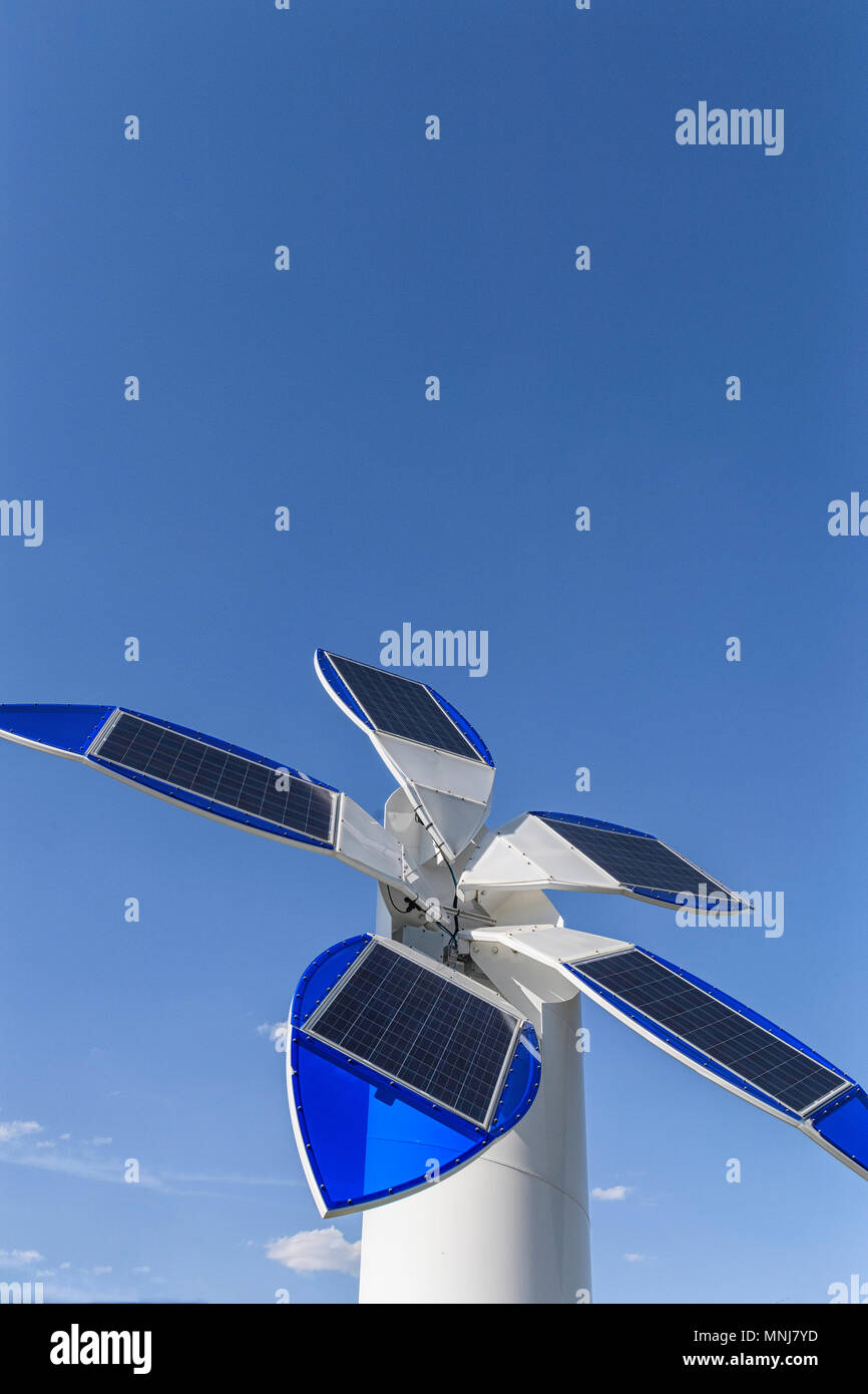 Photovoltaic cell vector hi-res stock photography and images - Alamy