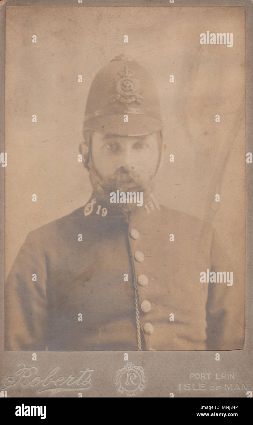 Victorian officer with beard hi-res stock photography and images - Alamy