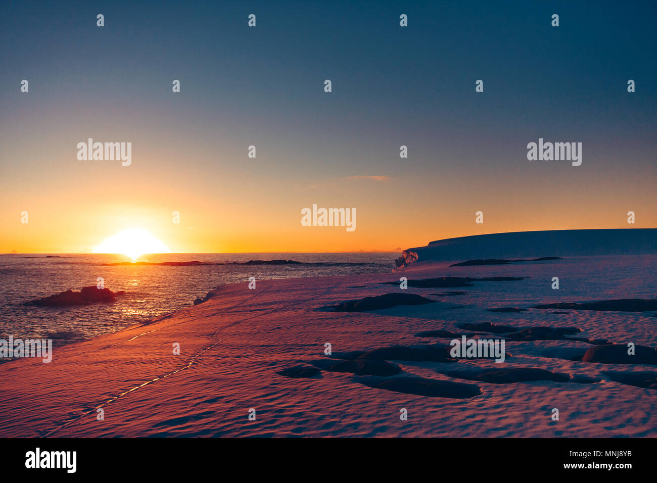 The polar sunset sunrise that was shot during the extreme expedition to ...
