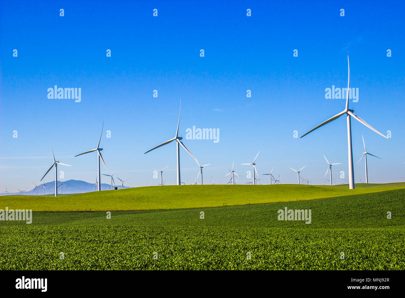 Propeller machines hi-res stock photography and images - Alamy