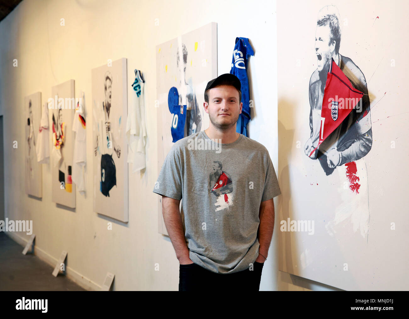 Artist Gabe Cuthbert during the Art of Football World In Colour ...