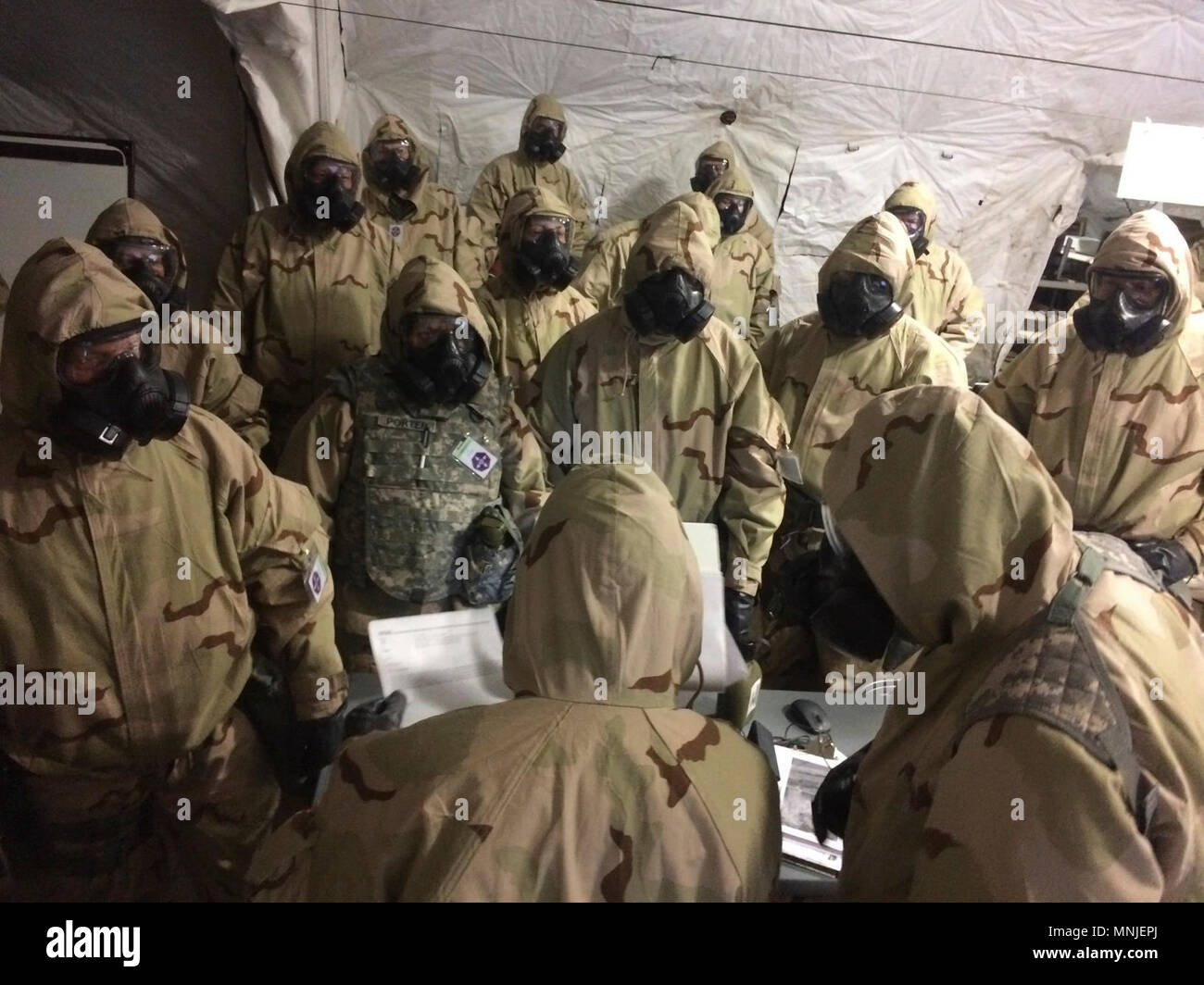 U.S. Army Reserve Soldiers with the 364th Sustainment Command ...