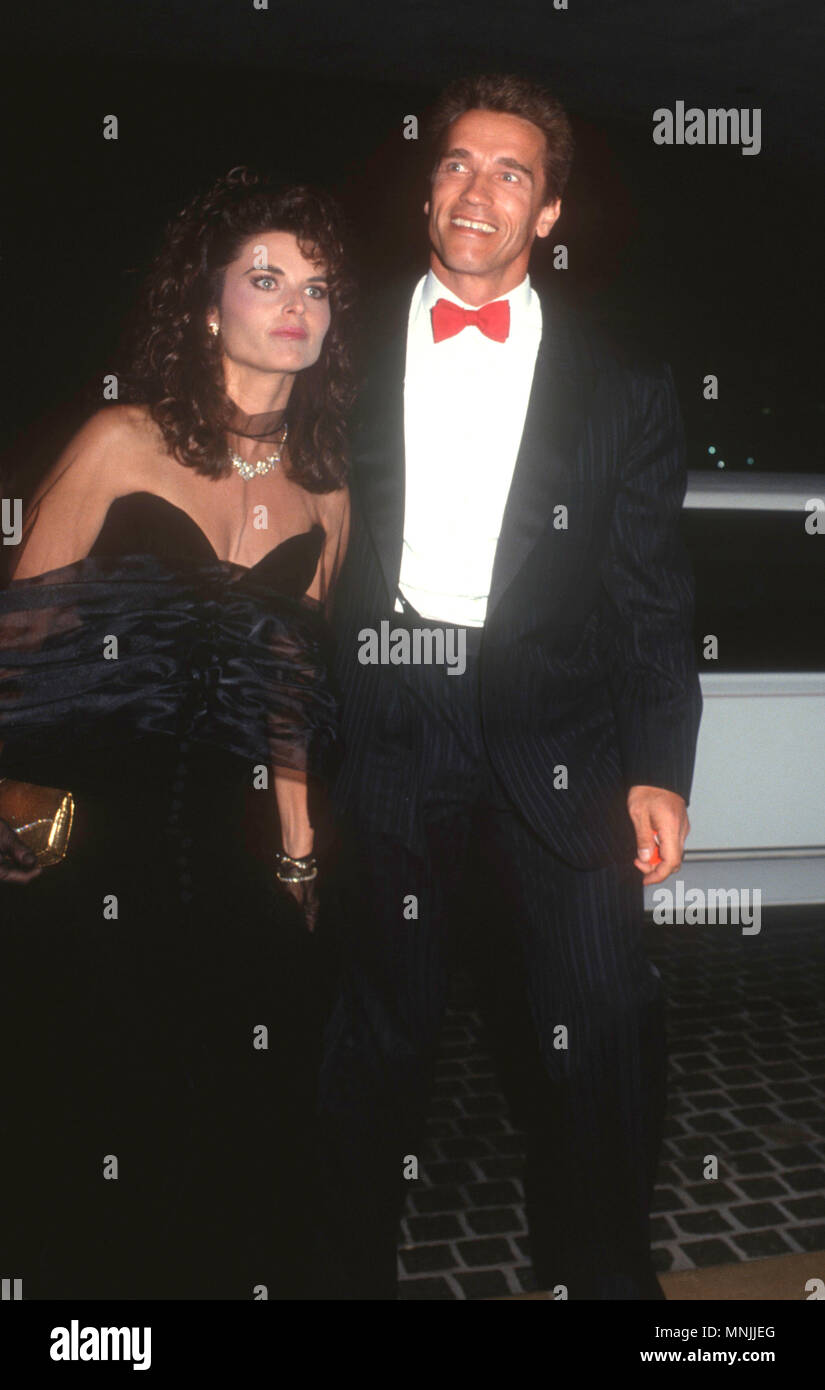 BEVERLY HILLS, CA - OCTOBER 26: (L-R) Maria Shriver and actor Arnold ...
