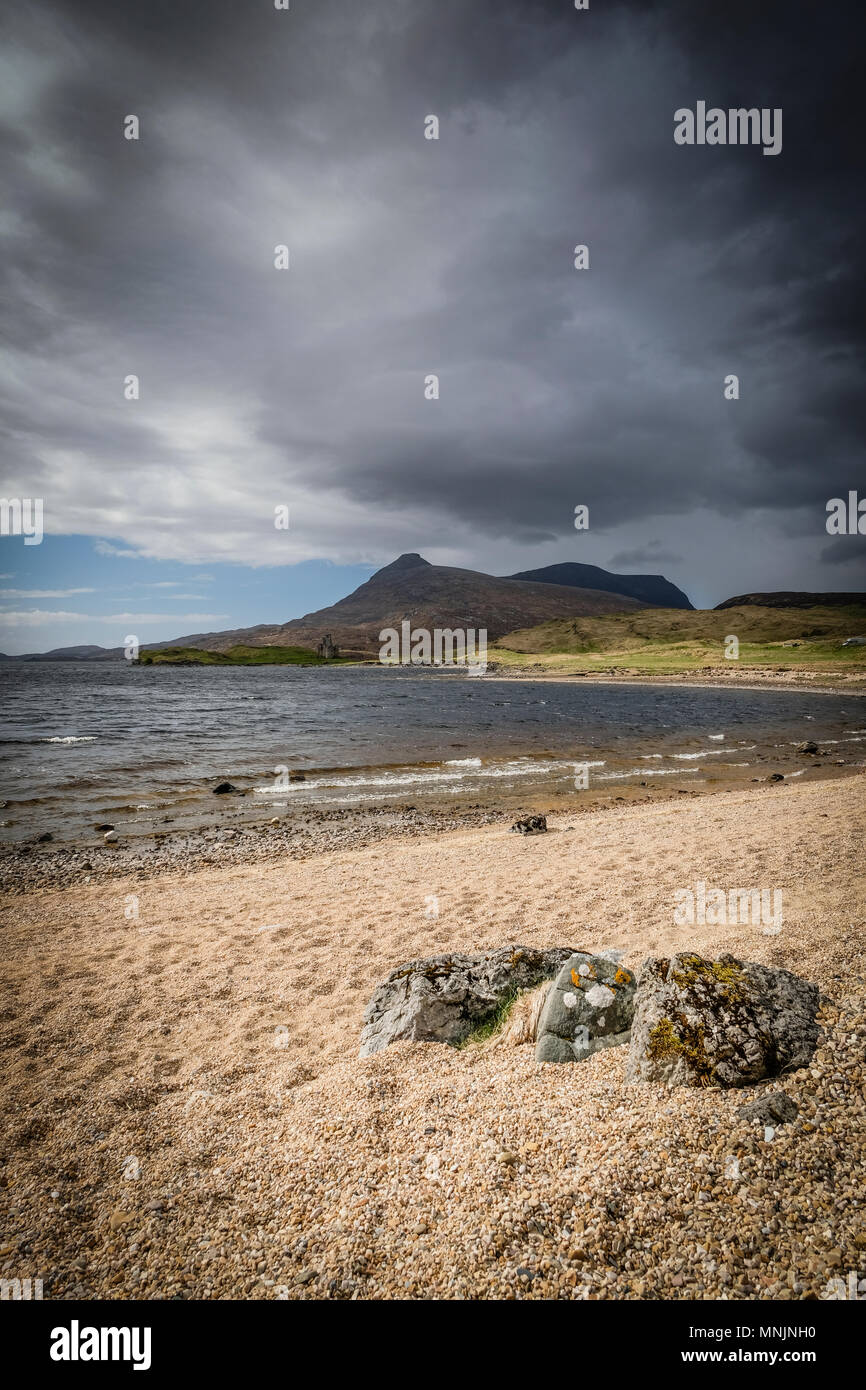 The ruins of Ardvreck Castle, Loch Assynt, an ancient lochside castle ...