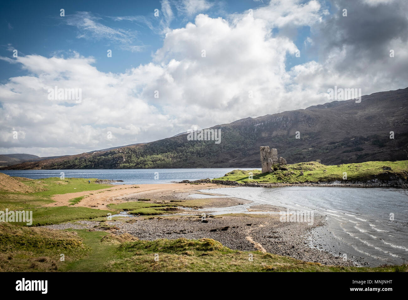 The ruins of Ardvreck Castle, Loch Assynt, an ancient lochside castle ...