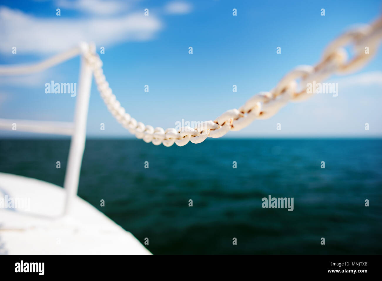 Anchor ship cutout hi-res stock photography and images - Alamy
