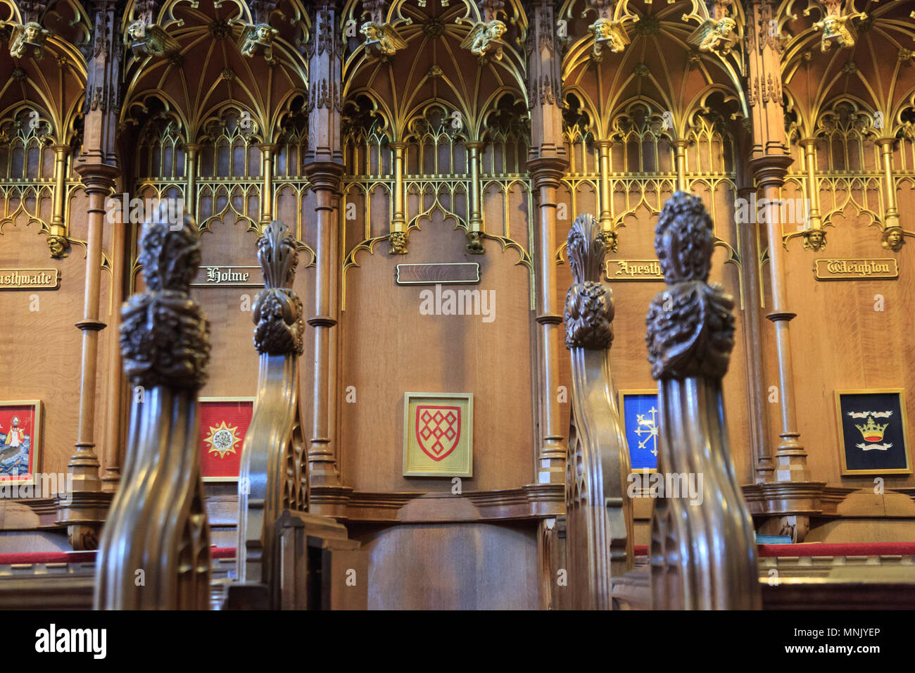 Choir seats hi-res stock photography and images - Alamy