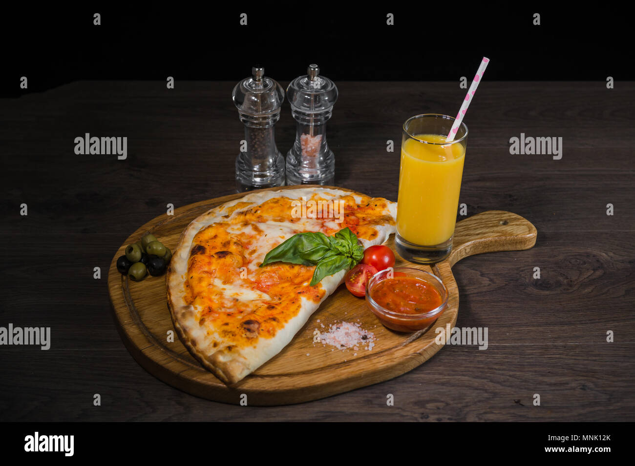 Dripping tomato juice hi-res stock photography and images - Alamy