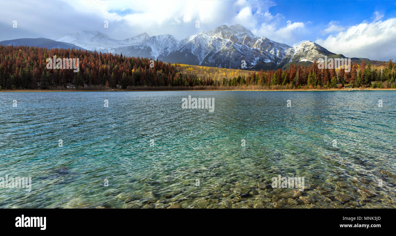 Beauvert Lake, Jasper National Park, Canada Stock Photo - Alamy