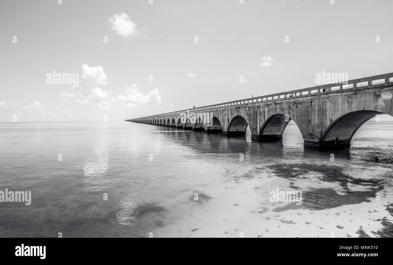 Long Bridge at Florida Key's - Historic Overseas Highway And 7 Mile ...