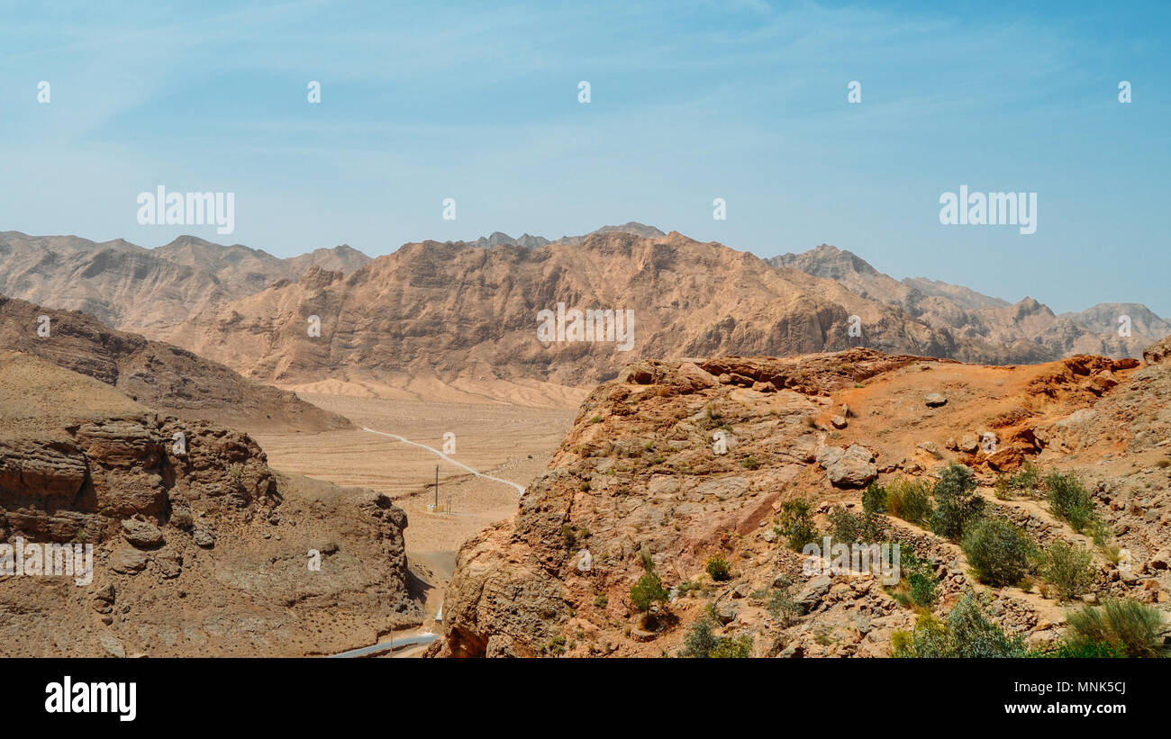 Iran landscape desert blue sky hi-res stock photography and images - Alamy