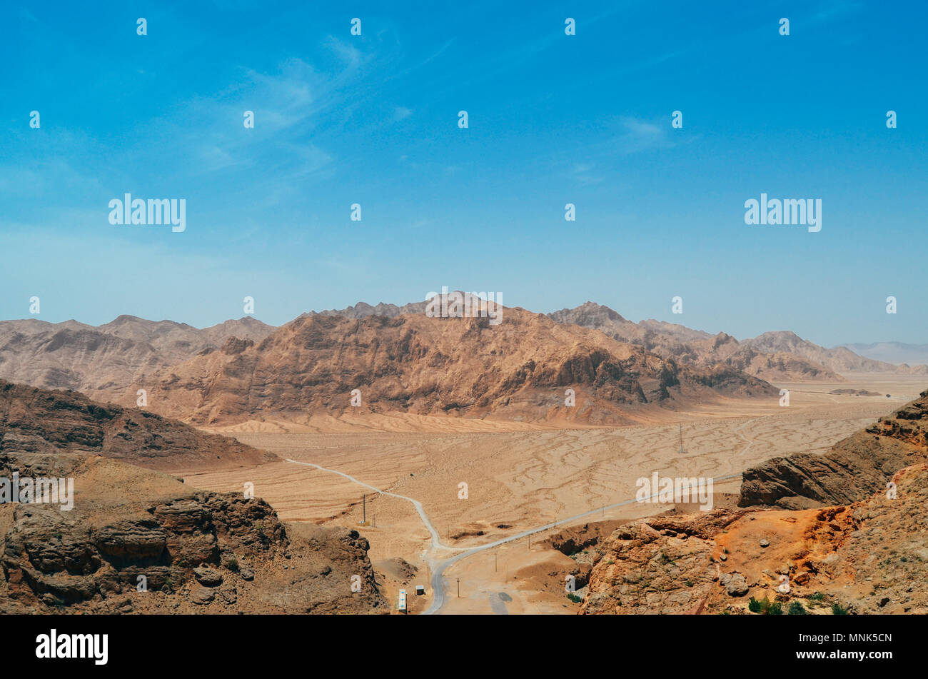 Iran landscape desert blue sky hi-res stock photography and images - Alamy