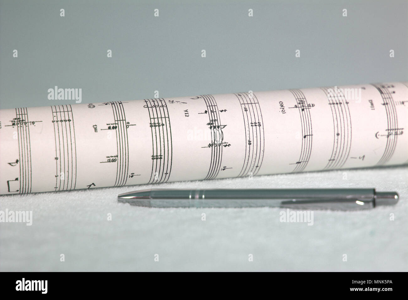 musical notes and a pen Stock Photo - Alamy