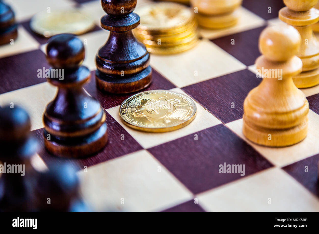 Golden crypto elements hi-res stock photography and images - Alamy