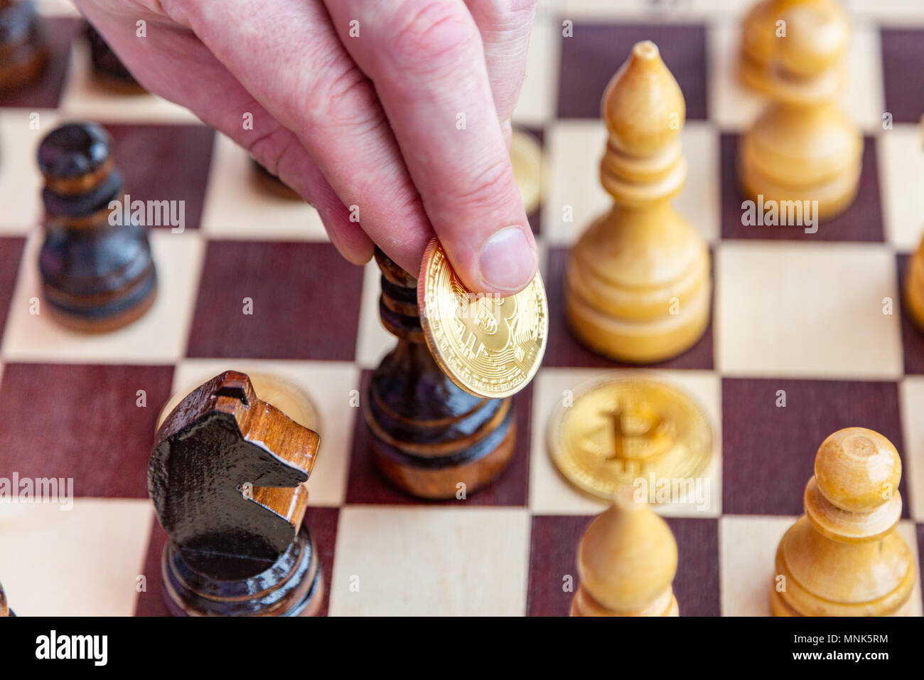 Golden crypto elements hi-res stock photography and images - Alamy