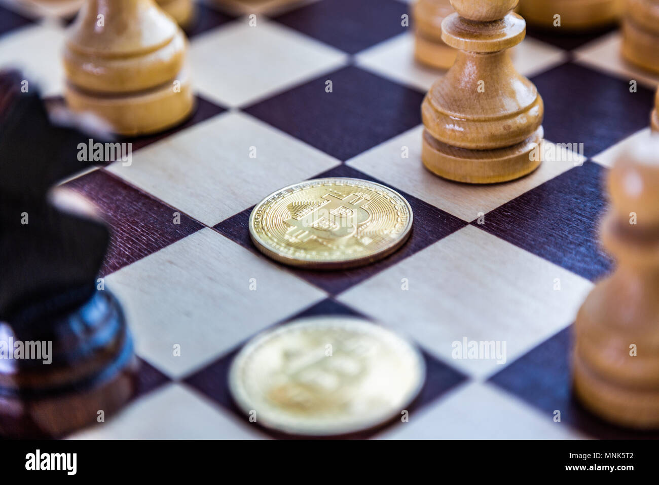 Golden crypto elements hi-res stock photography and images - Alamy