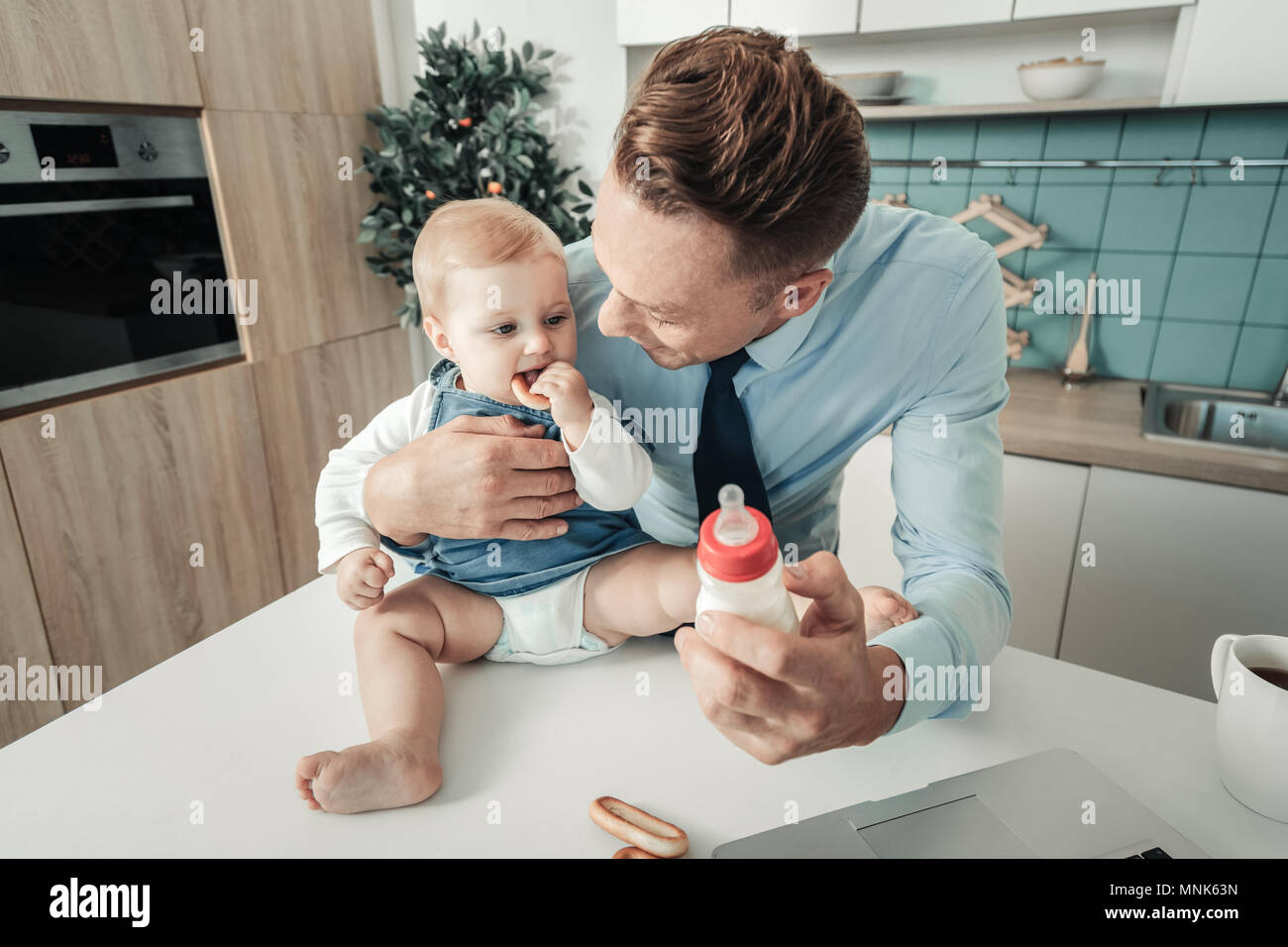 Little kid sitting hi-res stock photography and images - Alamy