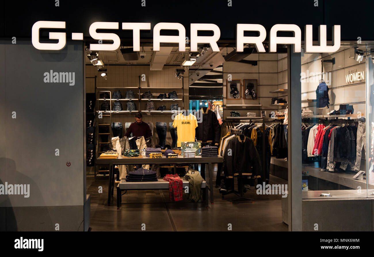 G star schiphol airport store