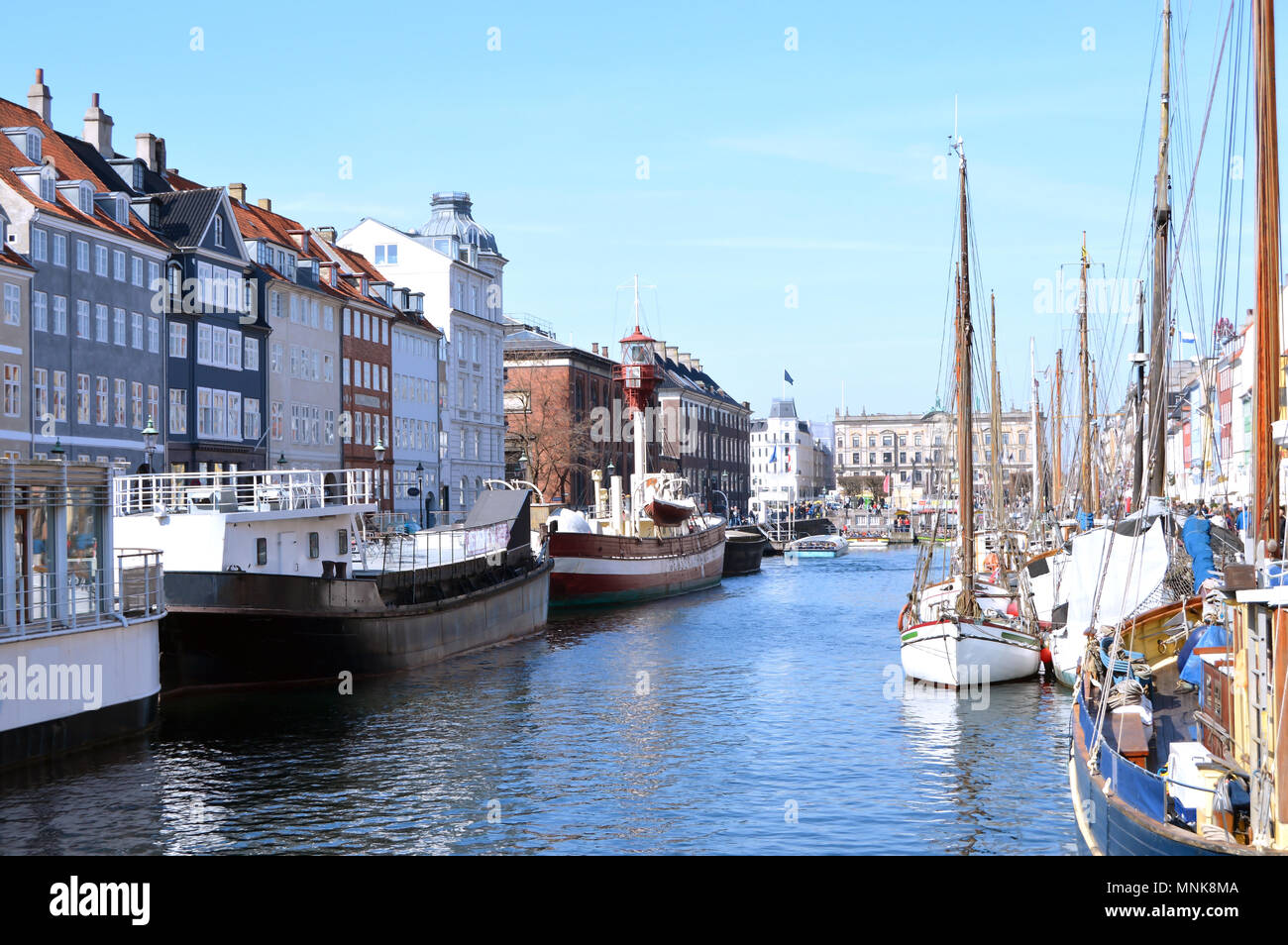 Nyhavn in spring hi-res stock photography and images - Alamy