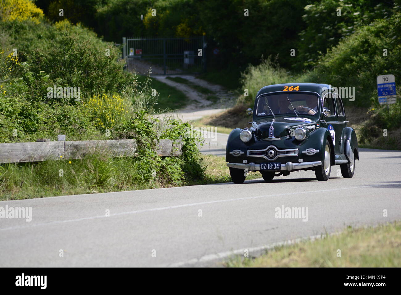 Panhard dyna hi-res stock photography and images - Alamy