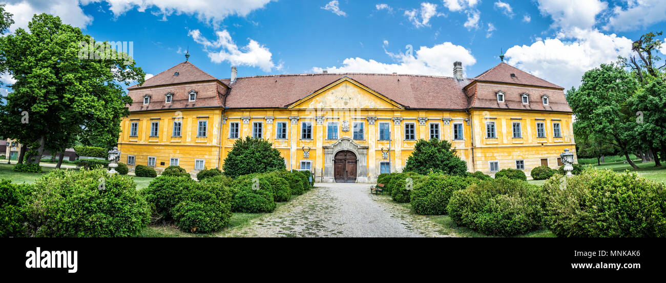 Castle park of marchegg hi-res stock photography and images - Alamy