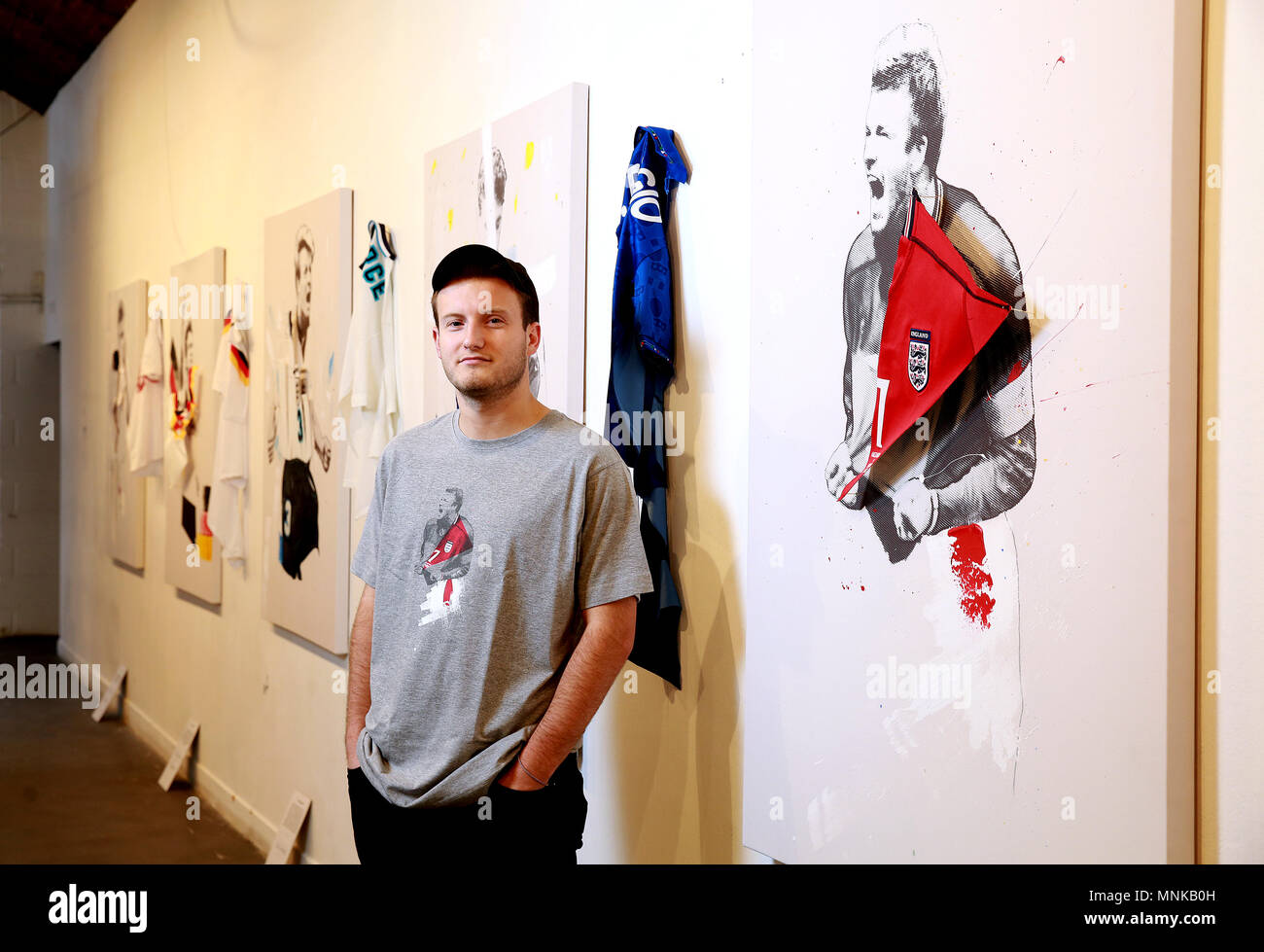 Artist Gabe Cuthbert during the Art of Football World In Colour ...