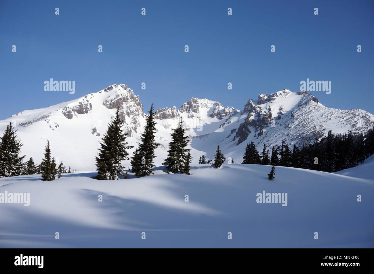 Three sisters wilderness hi-res stock photography and images - Alamy