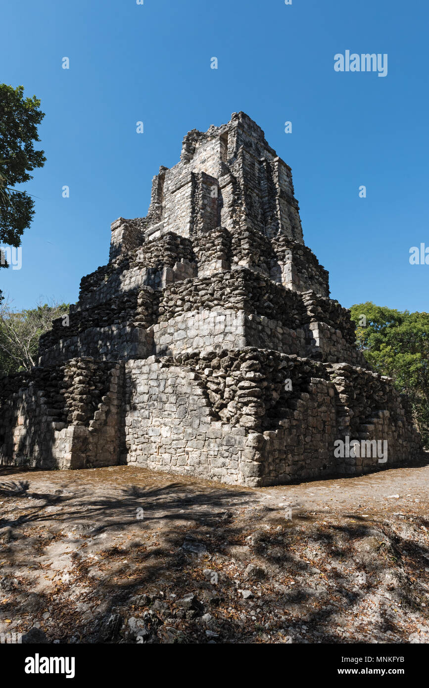 Ancient maya building at Muyil (Chunyaxch) Archaeological site ...
