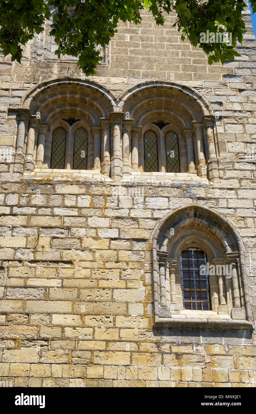 Flanking tower hi-res stock photography and images - Alamy