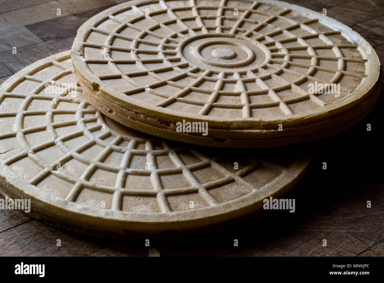 Wafer Paper Stock Photos & Wafer Paper Stock Images - Alamy